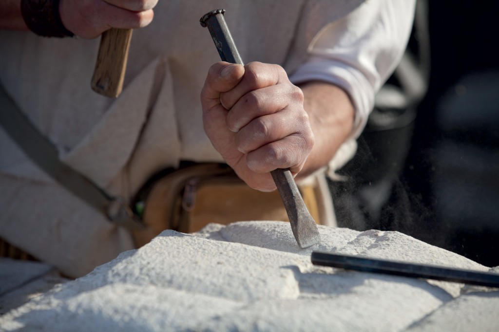 Taille de pierre ⋆ Association de Compagnons Passants Tailleurs de Pierre